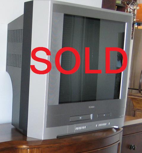 bibi moves: TOSHIBA 27" "Combo" TV with DVD and VHS