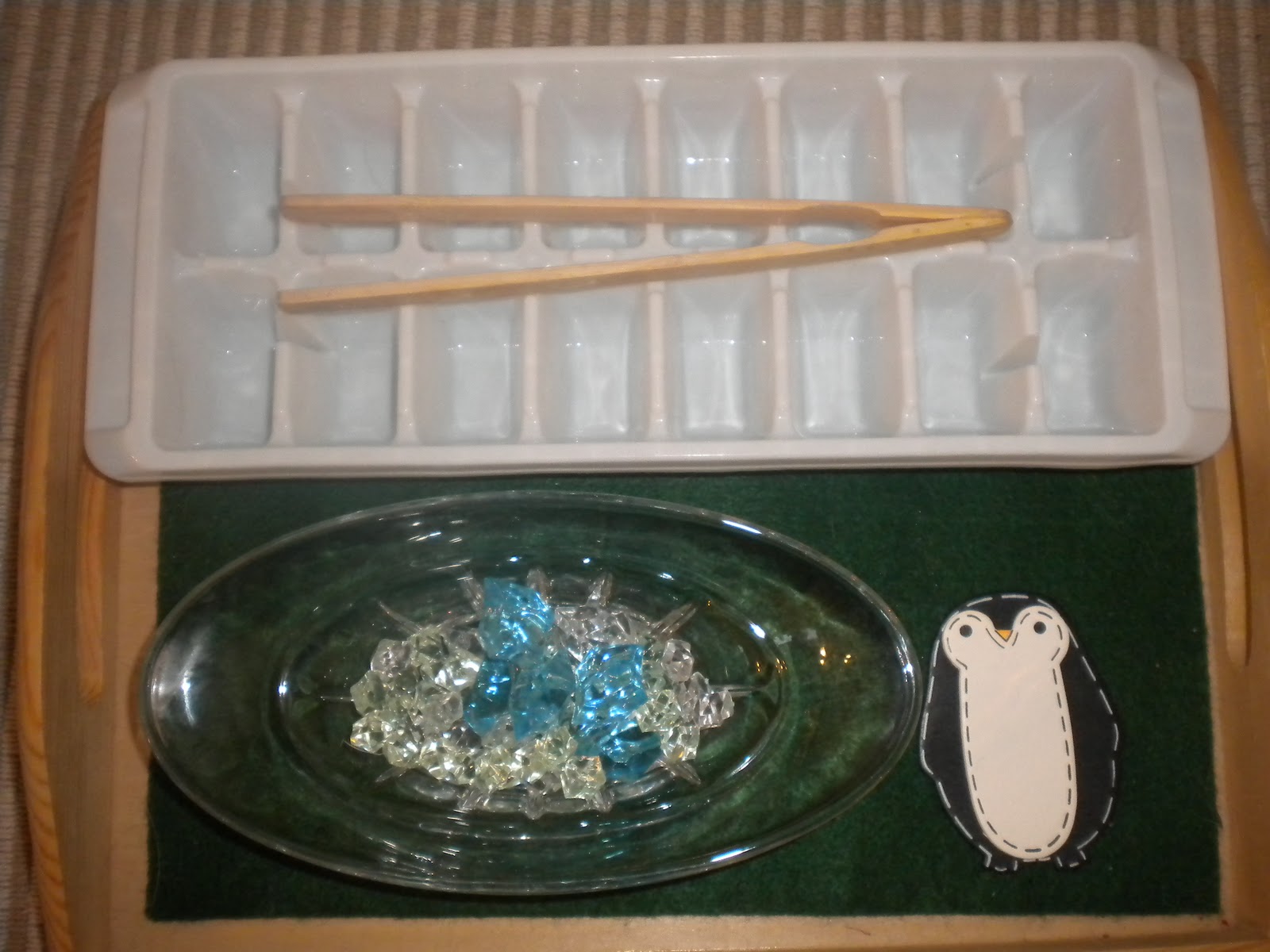 Earth Friendly Mama: Winter and Penguin Activities