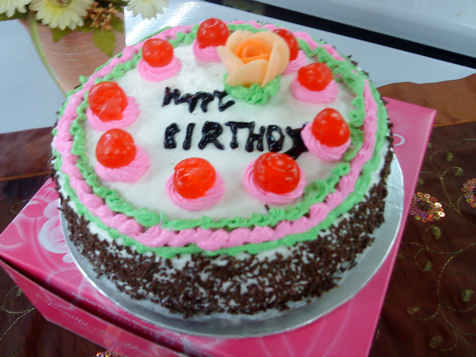 NadiRah FarHana Blog: biLa CikGu NadiRah FirsT tiMe dEcO CakE...erk..!!!