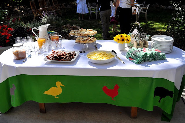 {Real Parties} Modern Farm Party - Perfect for Fall! | The TomKat Studio