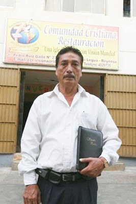 Ex asaltante más peligroso del Perú D’jango cambió pistolas por Biblia ...