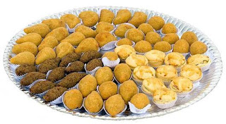 Delícias da Marga: Salgadinho sortidos para Festa