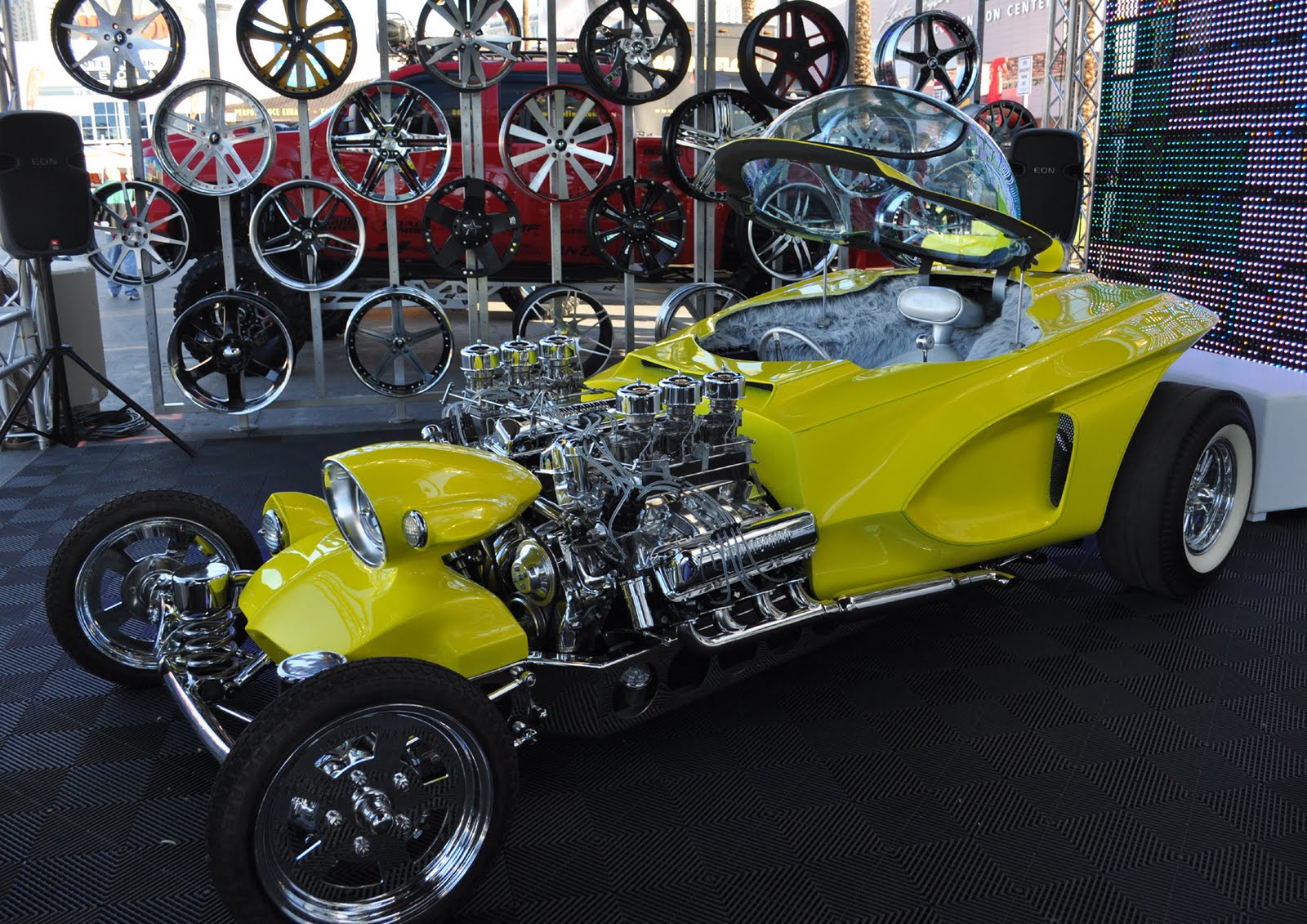 Just A Car Guy: Ed Roth's Mysterion had inherent build quality problem ...