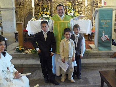 Paróquia de Monteiras: Primeira Comunhão e Comunhão solene