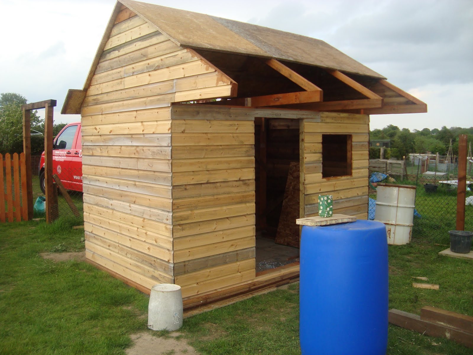 Handmade Homemade Lizzy: Our shed