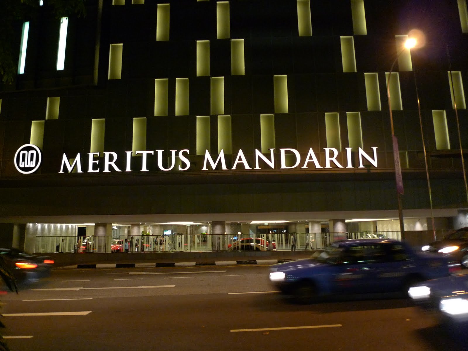 RAT RACE HOLIDAY: Mandarin Orchard Hotel (fr Meritus Mandarin)