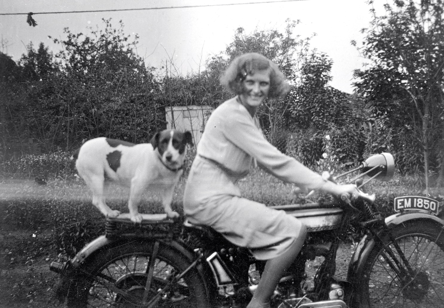 Girl on an old motorcycle: Post your pics! | Page 182 | Adventure Rider