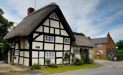 NB AREandARE: Shakespeare Country