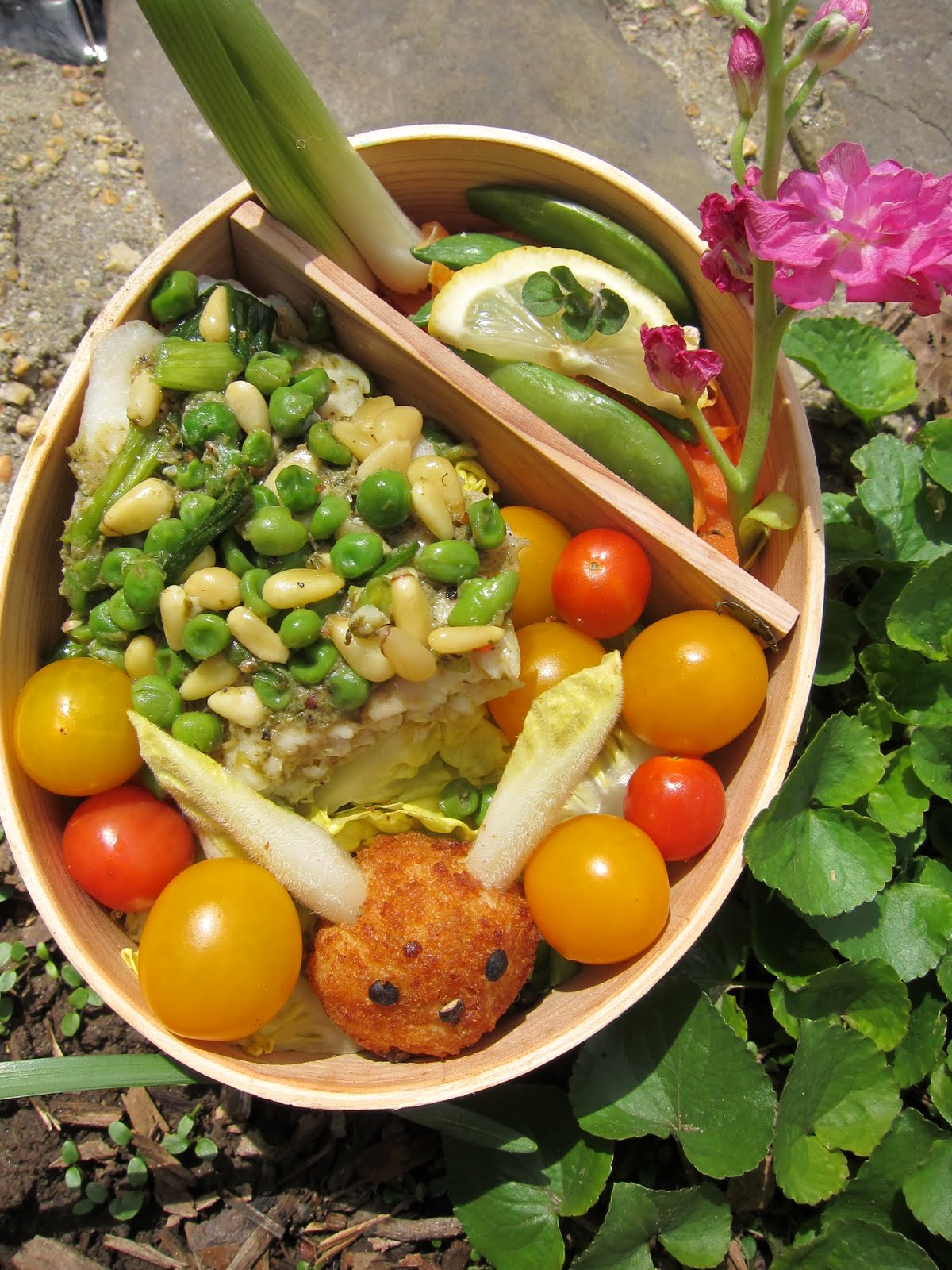 Bentobird: italian bunny bento