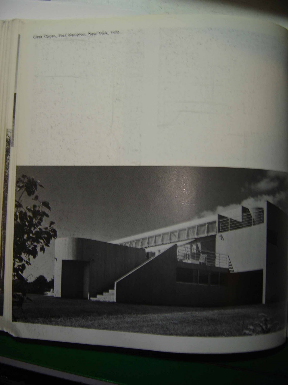 FUENTES BIBLIOGRÁFICAS: FIVE ARCHITECTS N.Y. Peter Eisenman, John ...