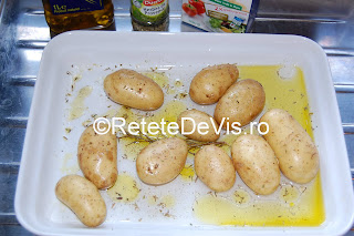 Retete de vis: Pui la cuptor " Pui Zingara" (Pulpe pui cu mazare si ...