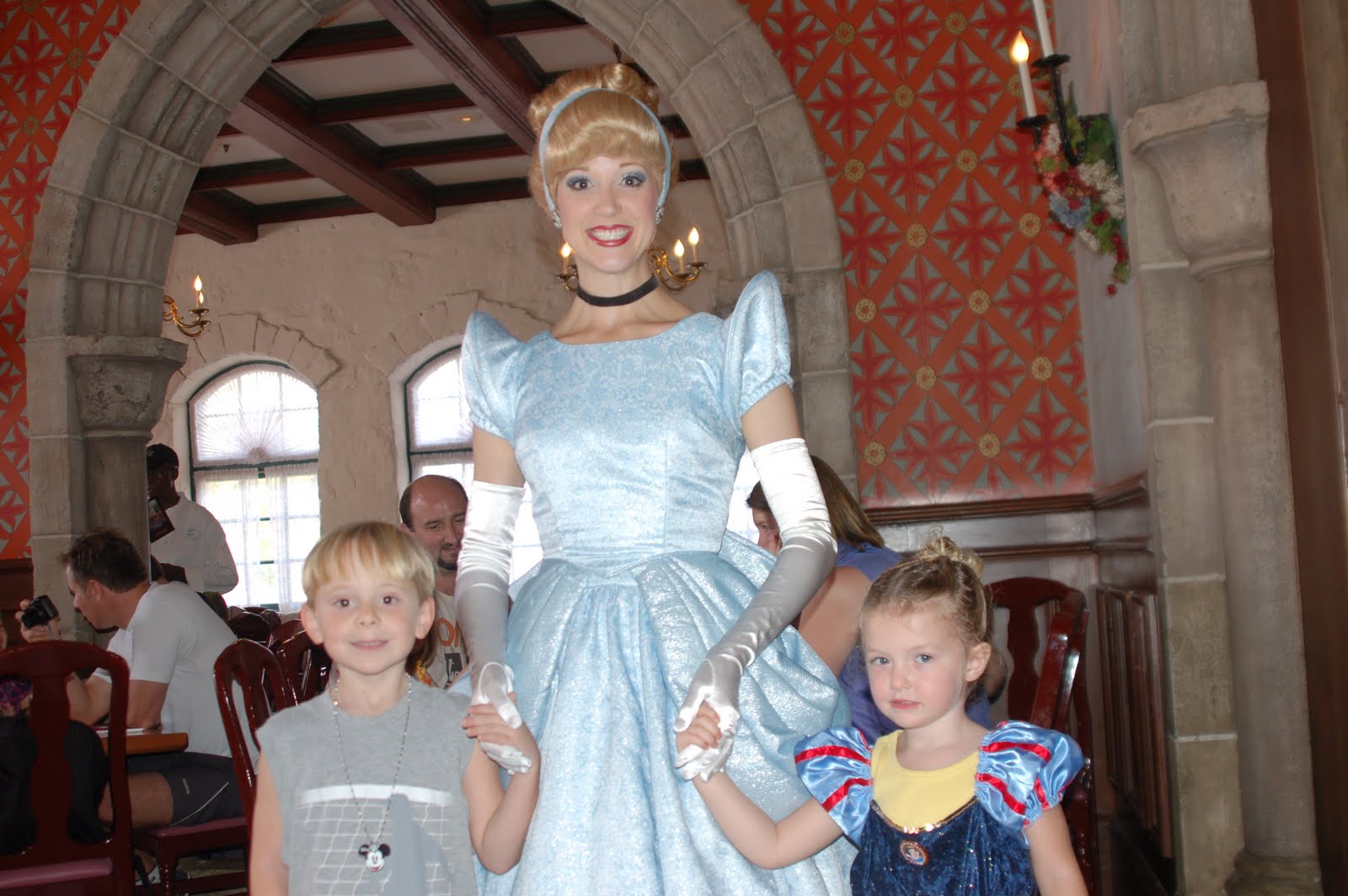 The Maines Family Blog: Princess Story Book lunch at Norway...