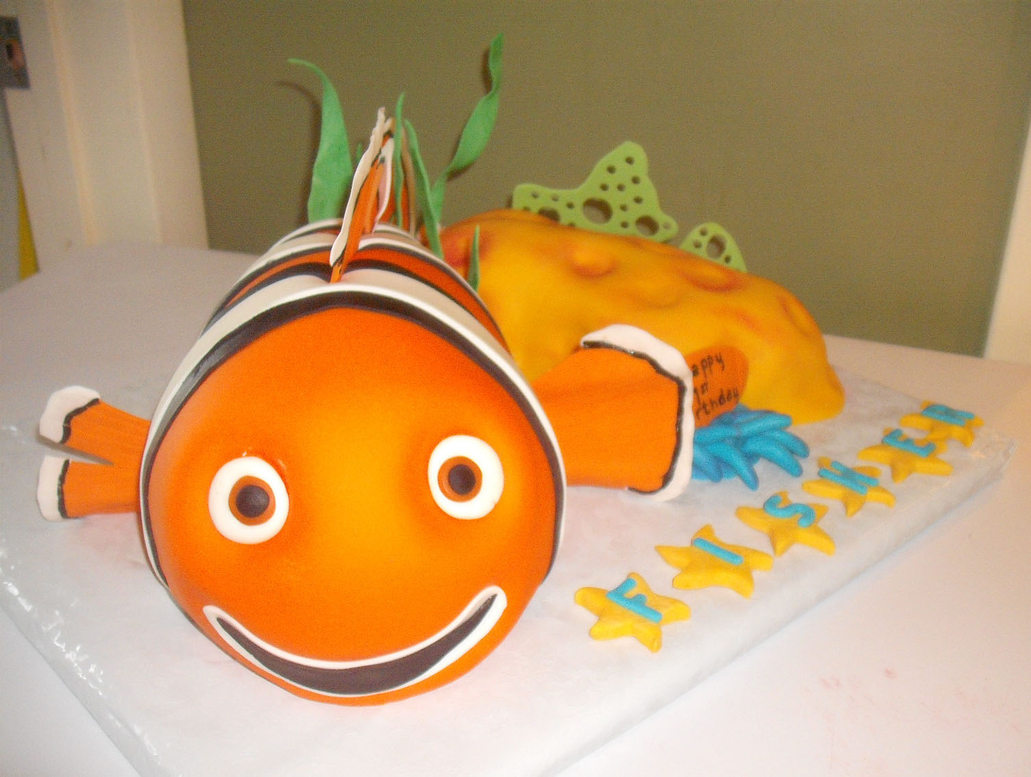 Crazy Daisy Cakes & More: Finding Nemo Cake