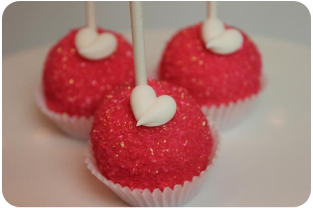 Her.BOLD.Events: {HOT Pink} Cake P O P S