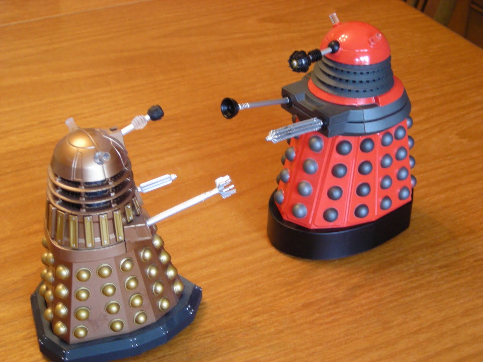 My Shiny Toy Robots: Toybox REVIEW: Doctor Who New Paradigm Dalek Drone