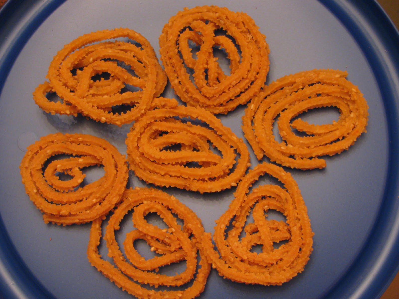 SwapnaSridhar: Mullu murukulu/crispy spiral snack-1
