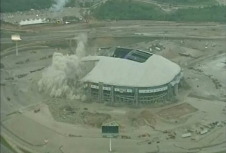 Punting On Third: A Massive Collapse At The Cowboys' Stadium? But It's ...