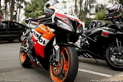 MyBikeBrasil: Yamaha R1 + Honda CBR 1000 RR REPSOL (Em Brasília)