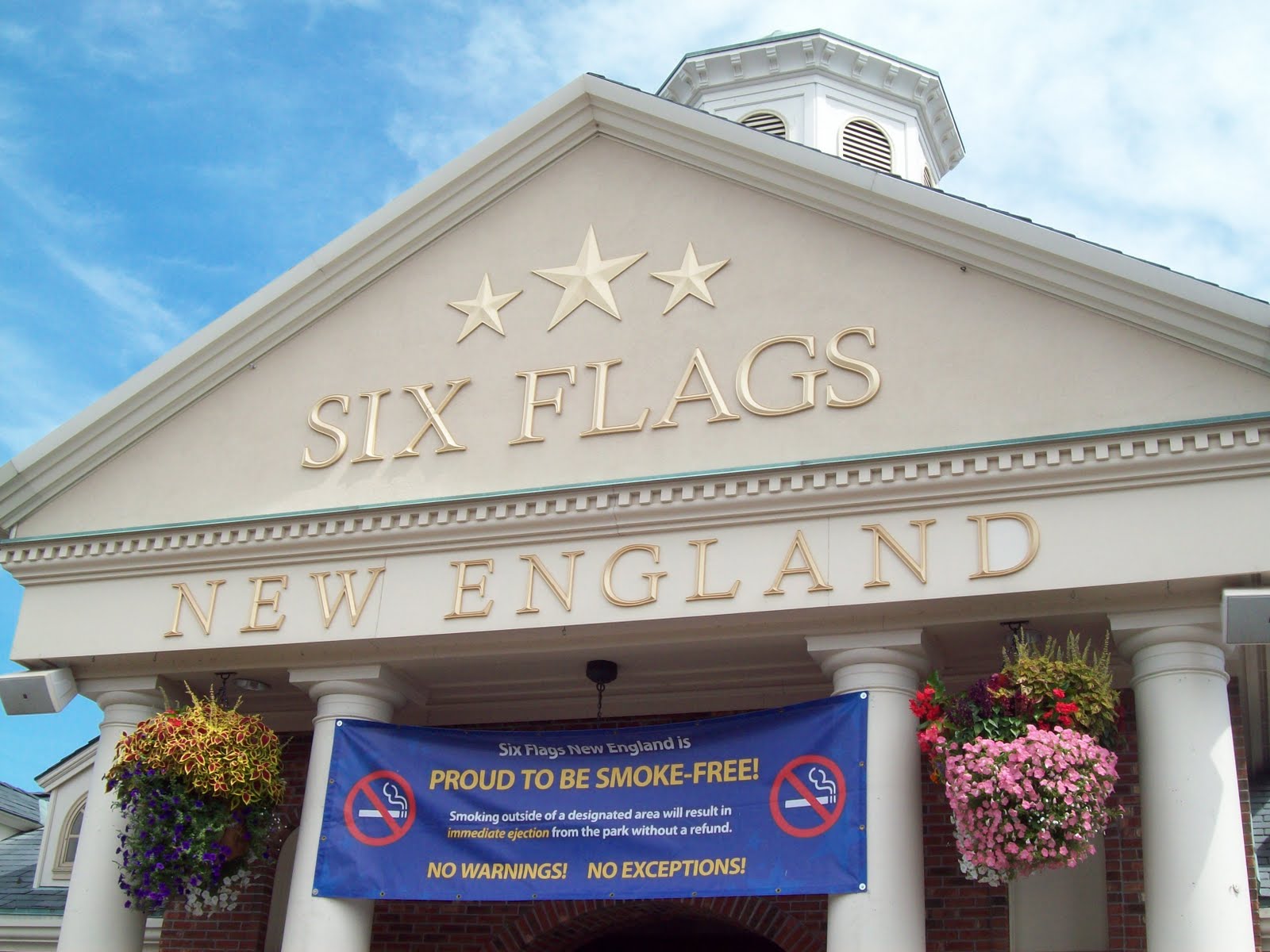 Bollards Blog: Six Flags New England