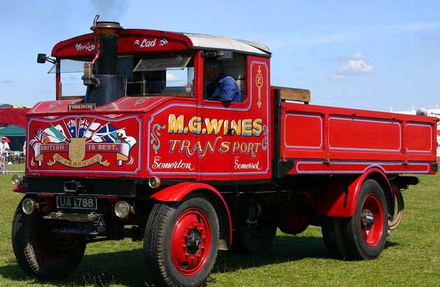 AUTO BLOG: Steam Buses & Trucks