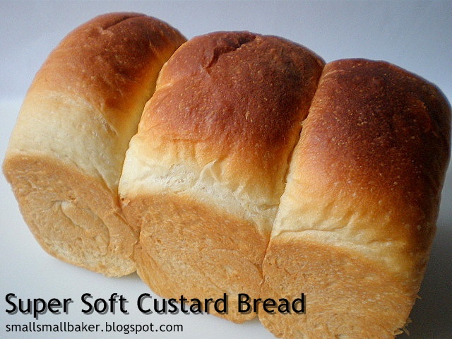 Small Small Baker: Super Soft Custard Bread 卡士达超软土司