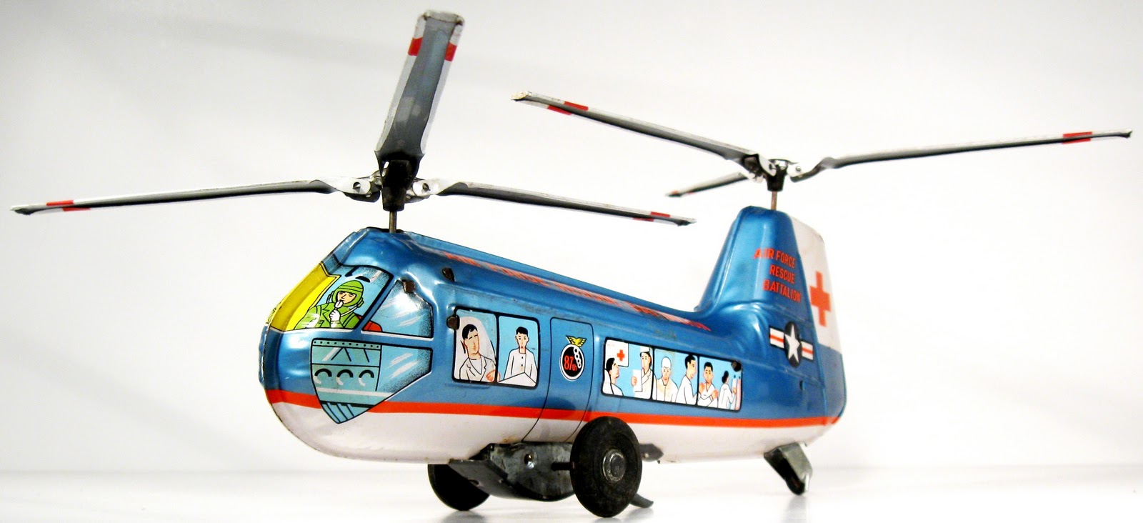 Toys and Stuff: Marx Air Force Rescue Battalion Helicopter