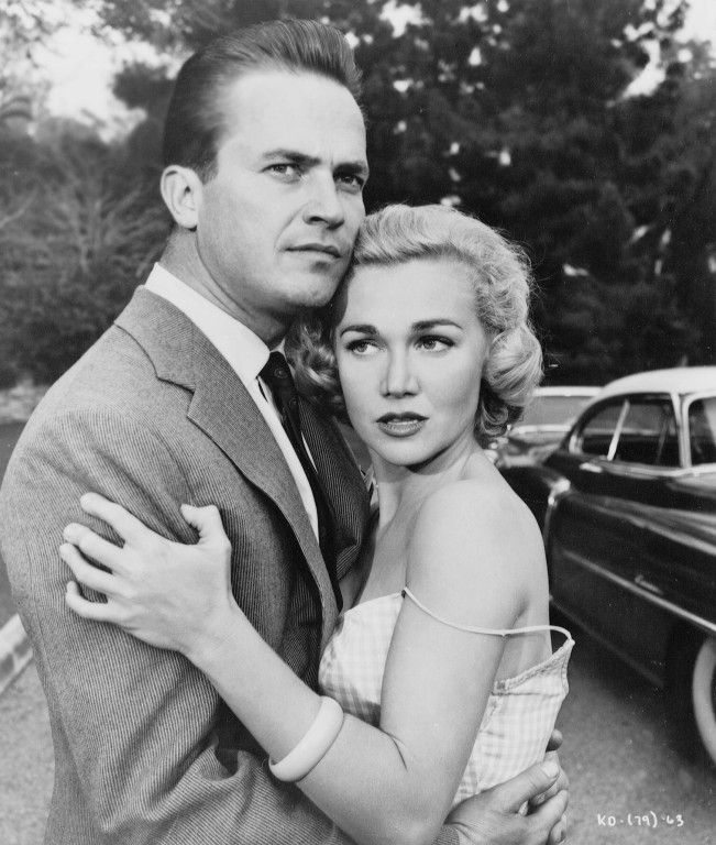 LOS LADRONES DE PALOMITAS: RETRATOS DE CINE : Ralph Meeker & Marian Carr.