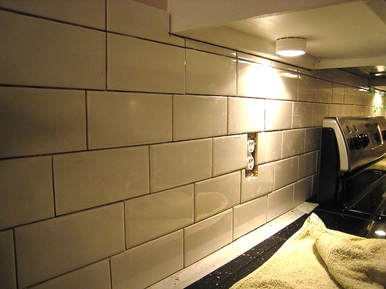 This Fresh Fossil: Kitchen Remodel: Tile Backsplash {Part 2}