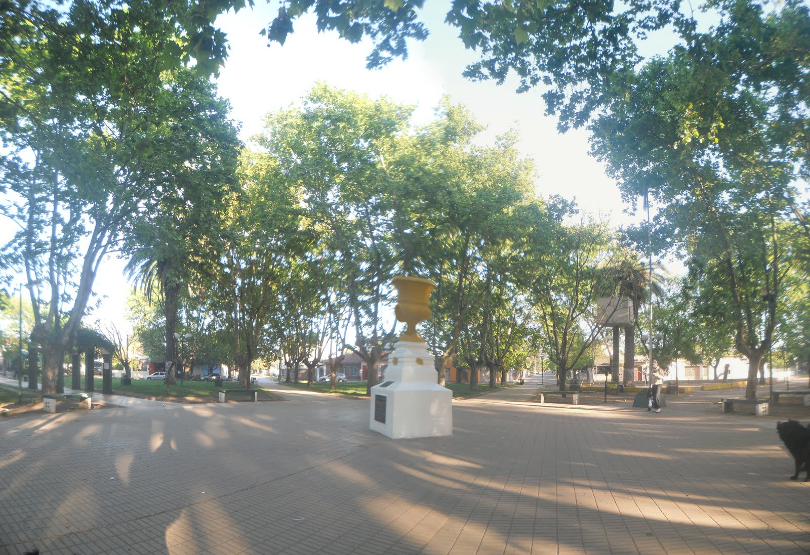 Fotos panorámicas de Claypole: Plaza Vicente Re