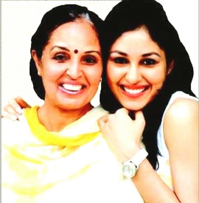 Pooja Chopra Official Blog: Story of Pooja Chopra's Mom