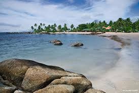 Paradise-Tourism: Parai Tenggiri Beach and Parai Beach Resort & Spa