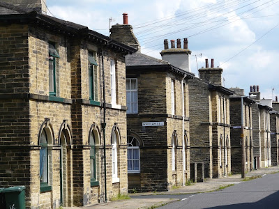 Saltaire Daily Photo: Saltaire village houses