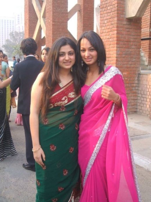 My Hot Favourite Pictures Hot Indian College Girls In Function 2