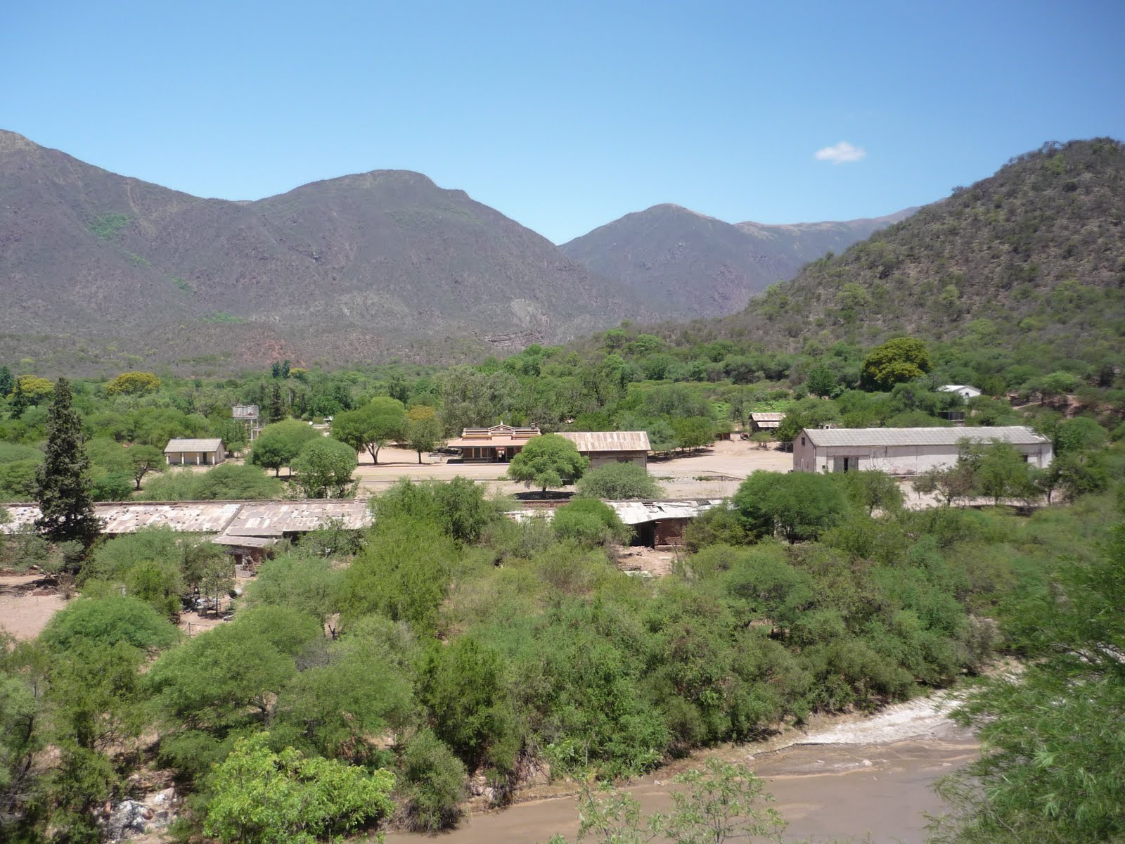 cronicas e historias ferroviarias: ALEMANIA, PERO DE SALTA