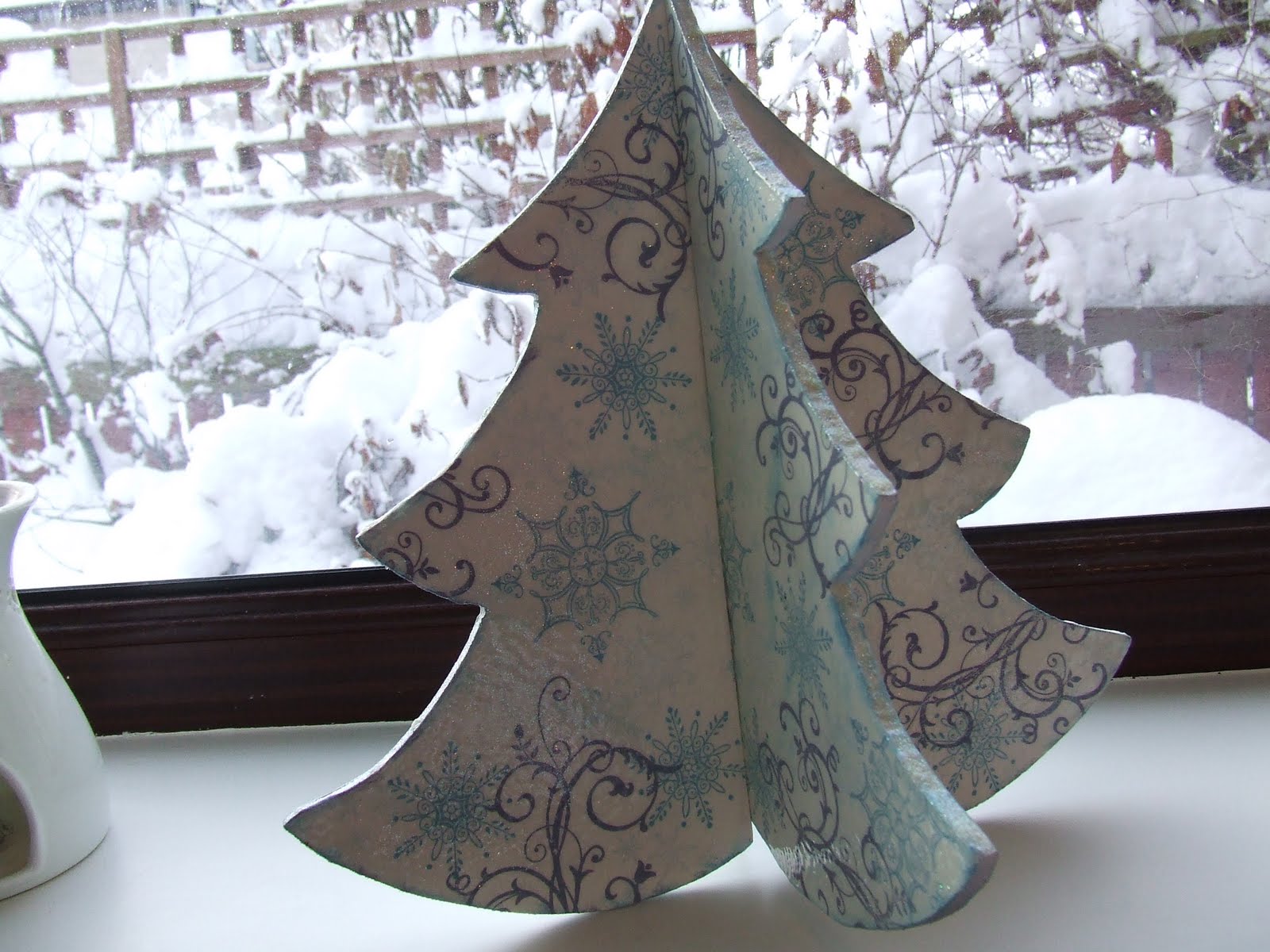 Karas Crafty Corner: mdf christmas tree
