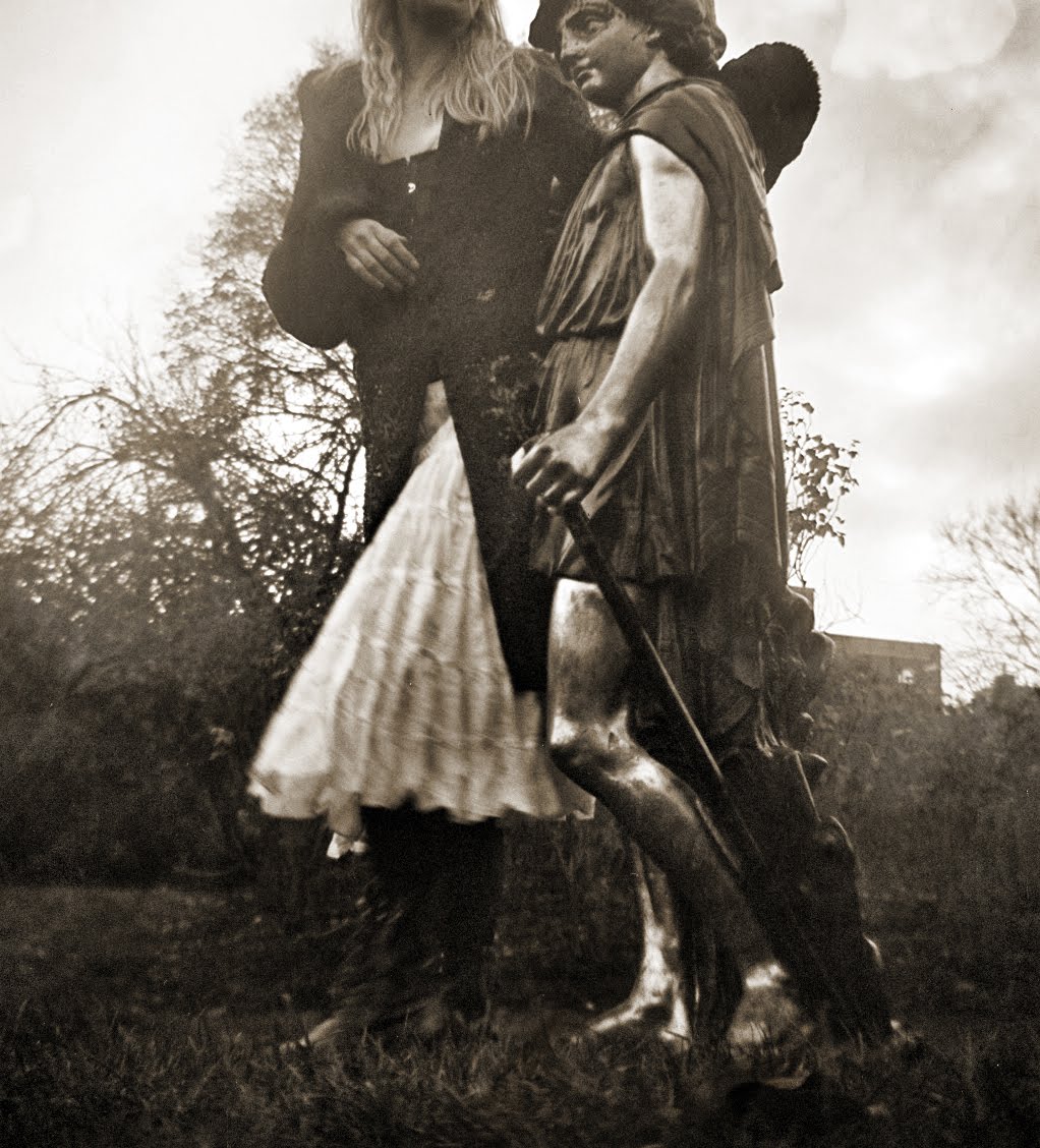 Flaneur & Dandy: Victorian Risque