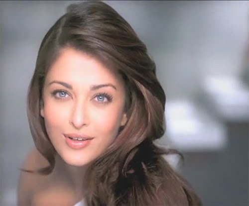 Aishwarya Rai new L'Oreal Excellence Ad Wallpapers | Latest Wallpaper