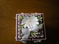 Selma's Stamping Corner and Floral Designs: Daisy Gift Box