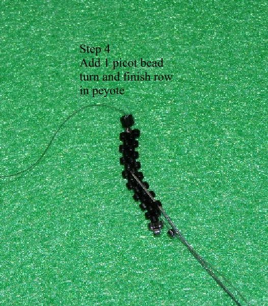 Queenie's Beads: Russian Leaf Done in Peyote Part 1