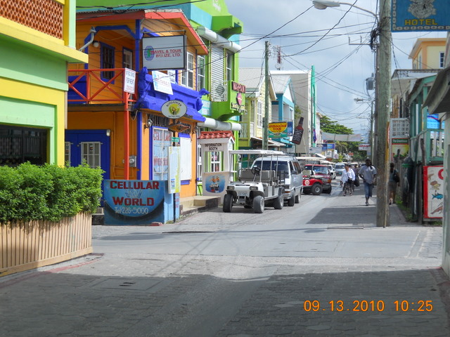 Taking Belize: STREETS OF SAN PEDRO BELIZE, AMBERGRIS CAYE