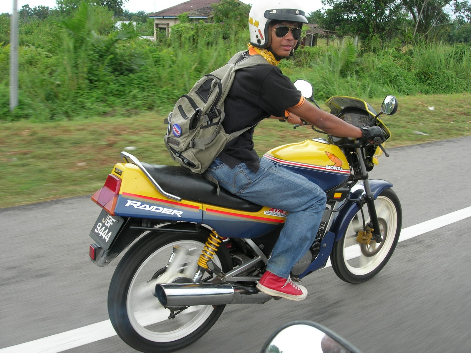 DuniaRetroKu: Honda Raider JBF9444
