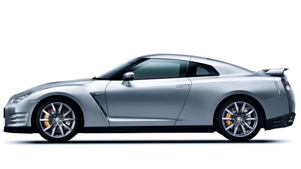 Project-R Club: Nissan - The New 2011 GTR R35