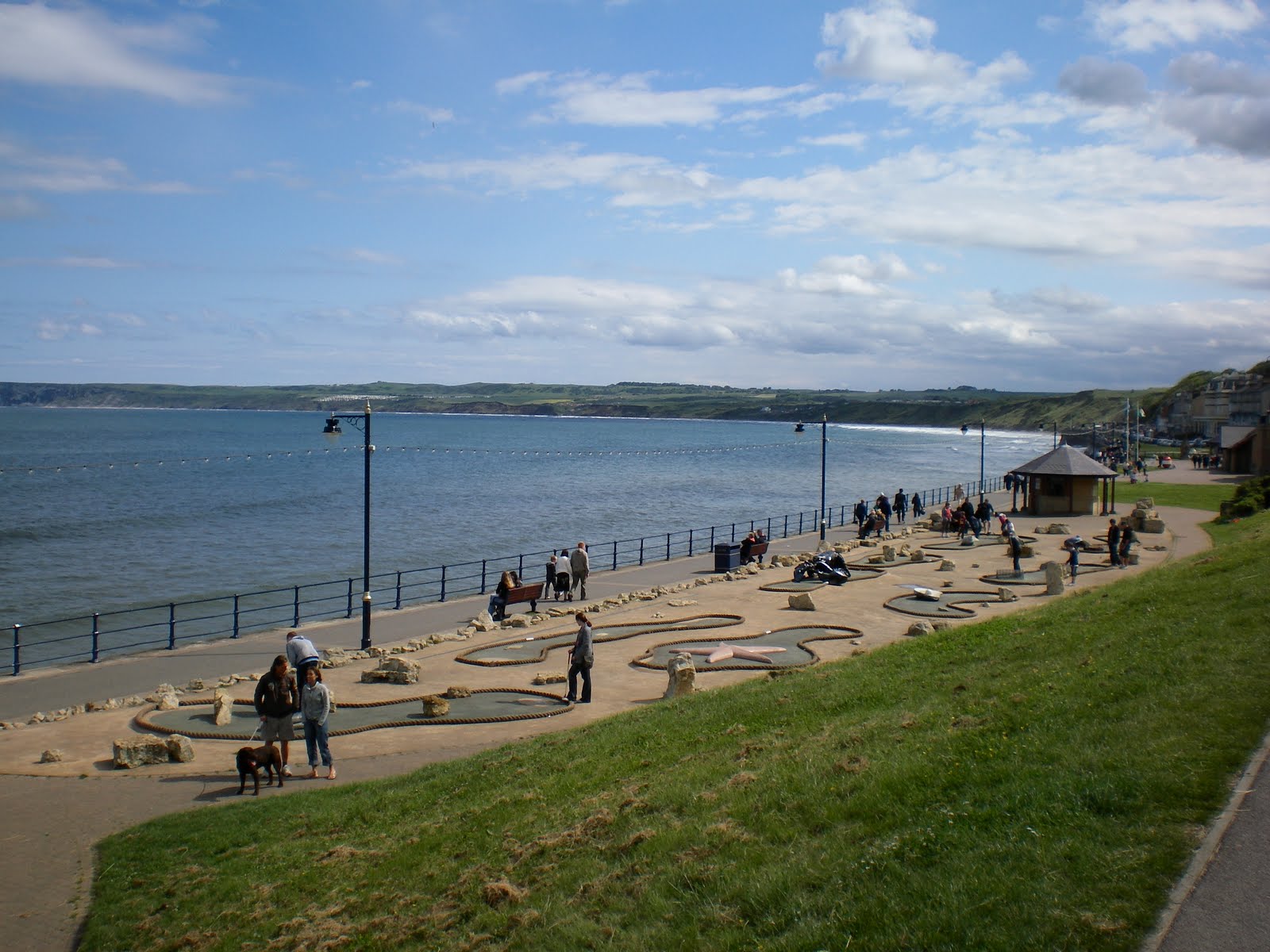 The Ham and Egger Files: Filey - Ocean Drive Crazy Golf - Crazy World ...