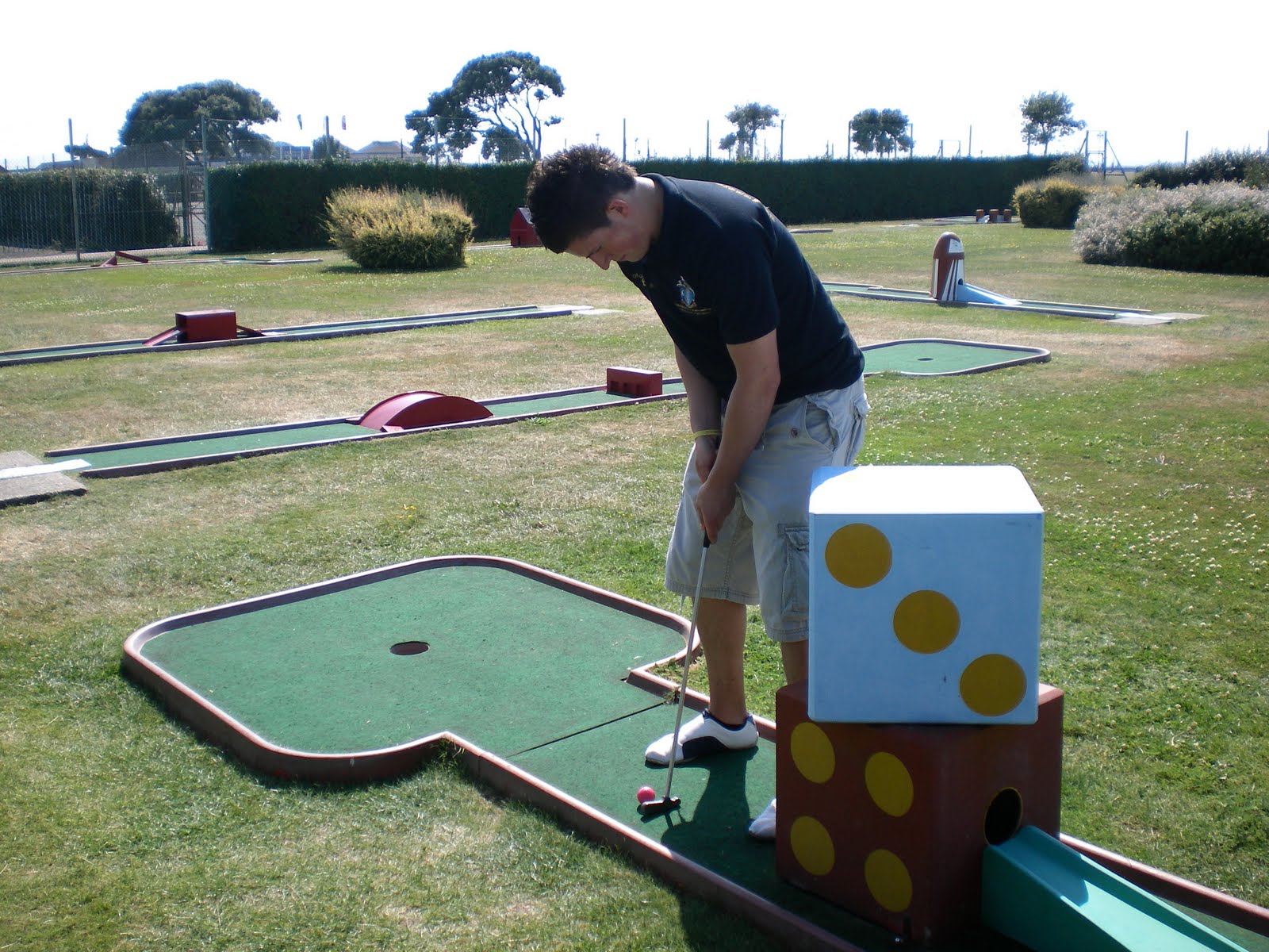 The Ham and Egger Files: Crazy World of Minigolf Tour - Course Played ...