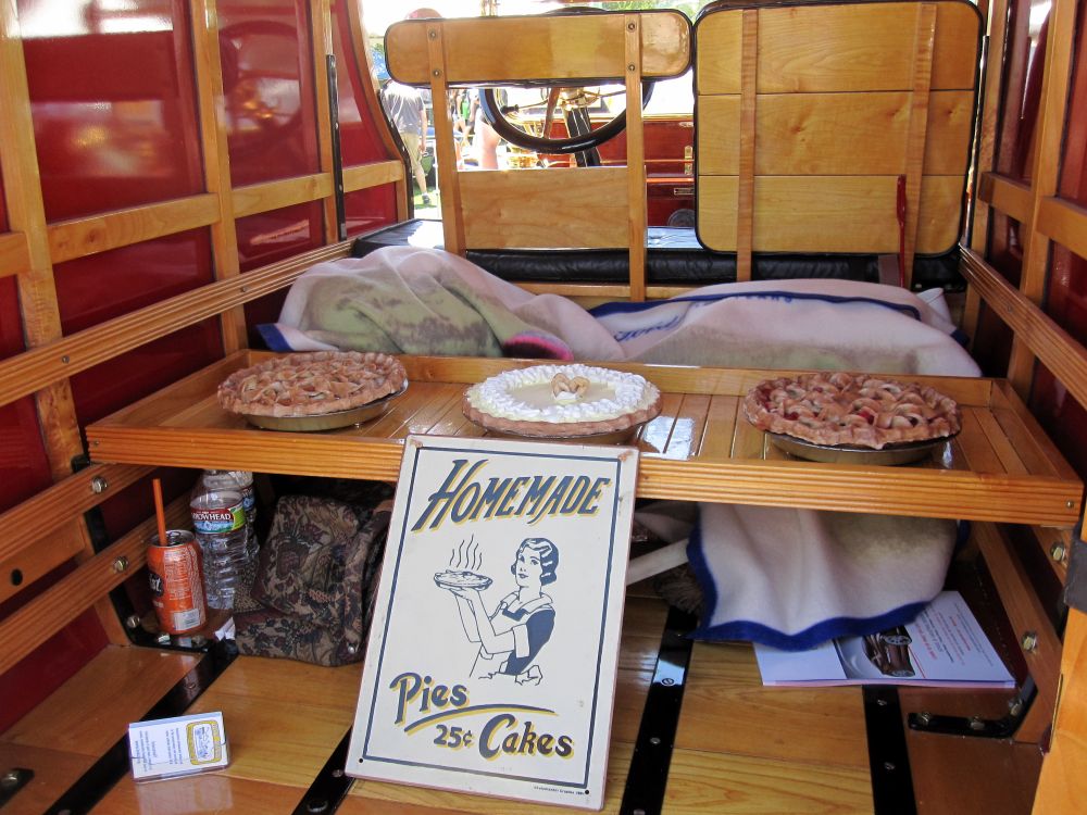Happy Go Marni: Speaking of Pie, How About a Model T Bakery Truck with ...