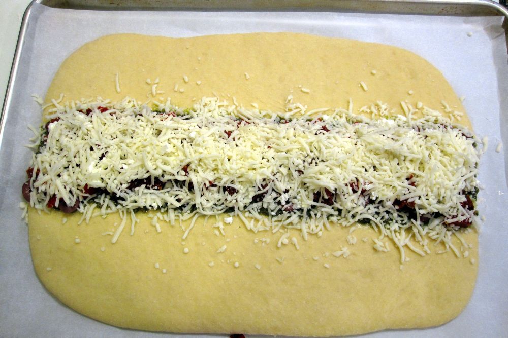 Happy Go Marni: White, Red, and Green Italian Braid Featuring a Pesto ...