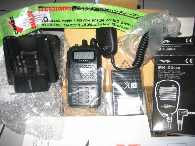 Gromikom Radio: Yaesu FT-60R Dual Band 144/430 MHz