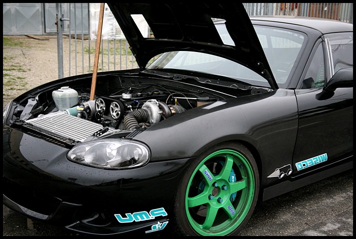 Maverik Corner MX5: Drift Miata NB from Italy