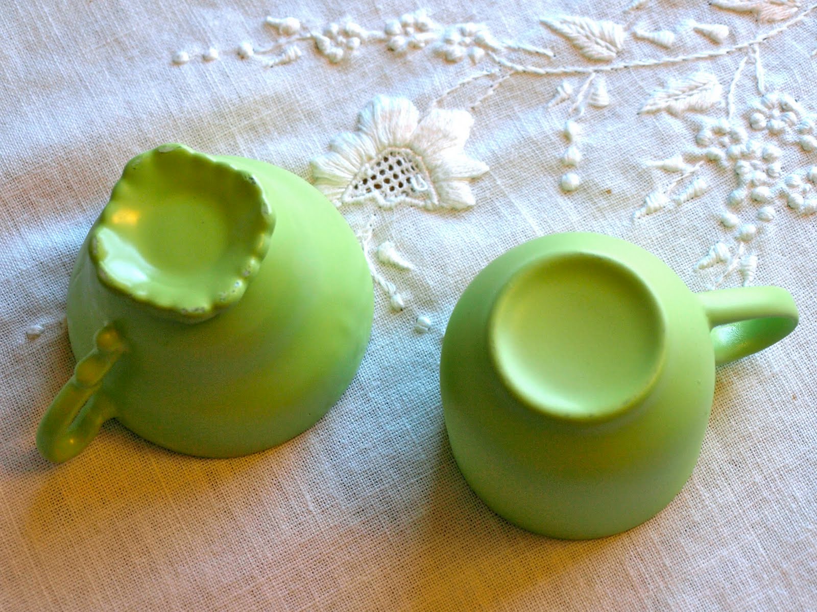 oh write!: Magnetic Pin Holders