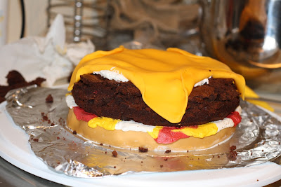 Project of the Week: Hamburger Birthday Cake ~ Create. Share. Repeat!